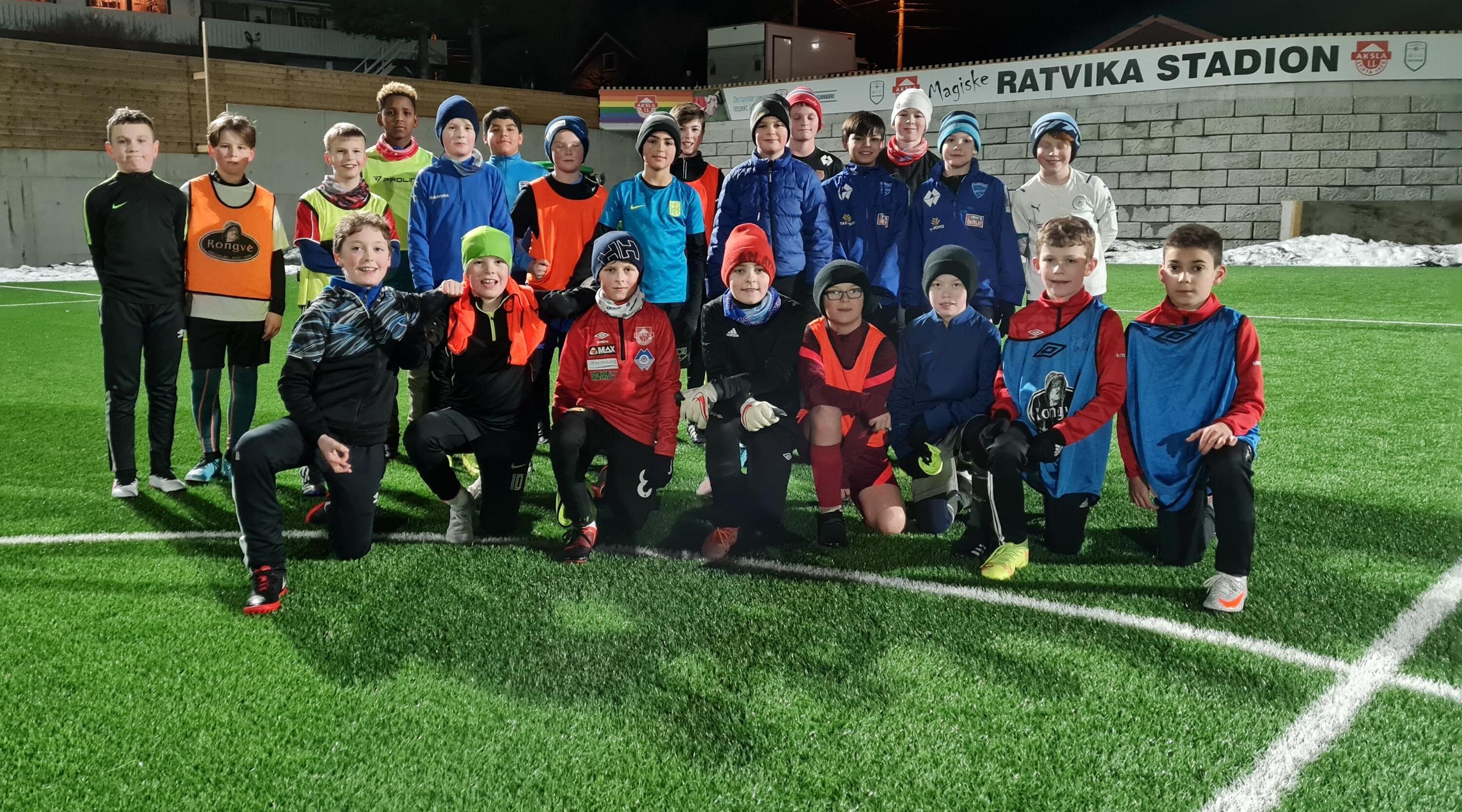 En innblikk i Aksla satellitt for gutter født 2010. - Aksla IL